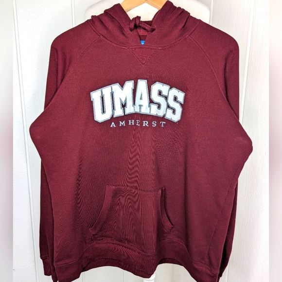 Champion | Tops | Vintage U Mass Amherst Hoodie | Poshmark